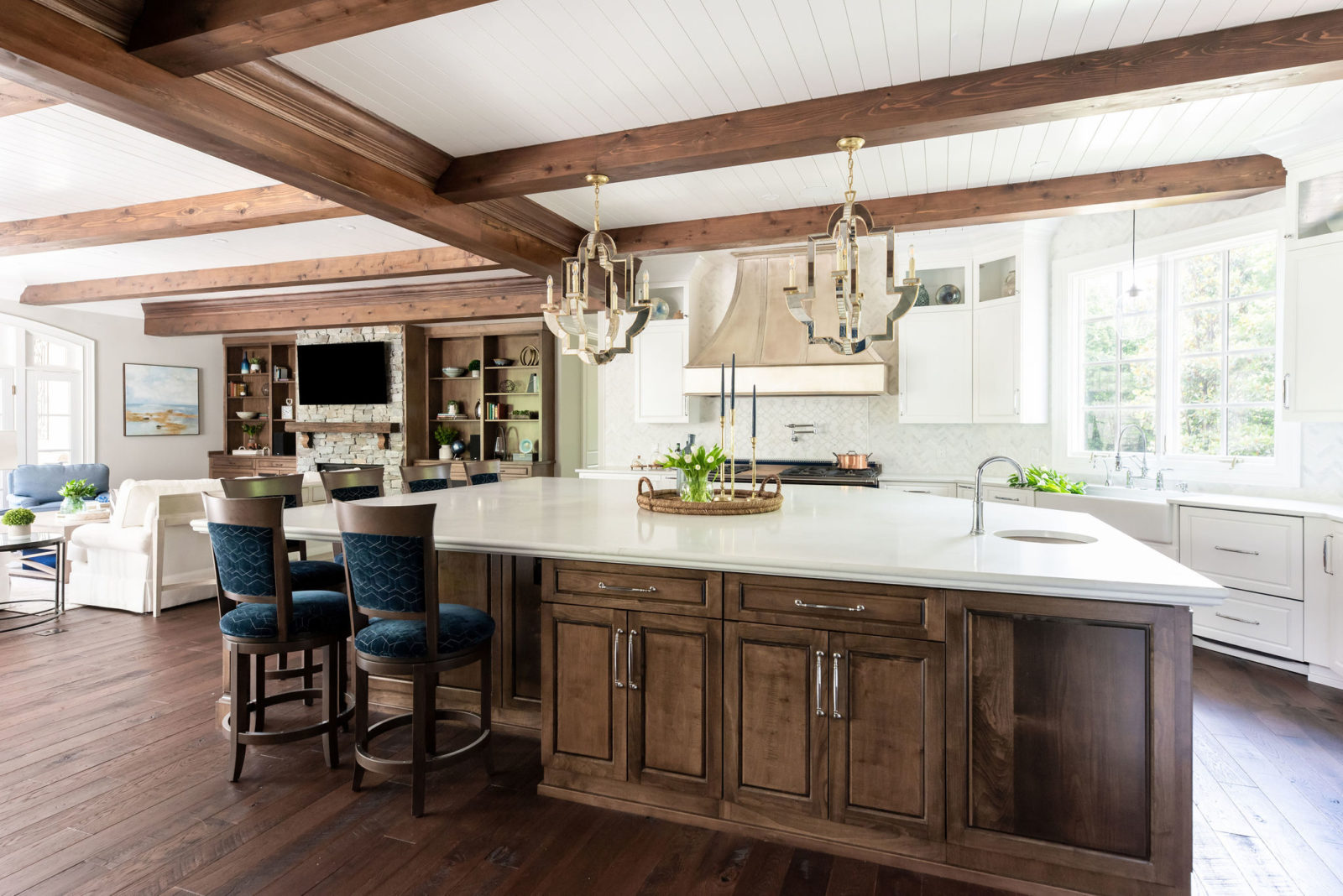 Project Reveal – Rustic Elegance Kitchen | monarchlaneinteriors.com