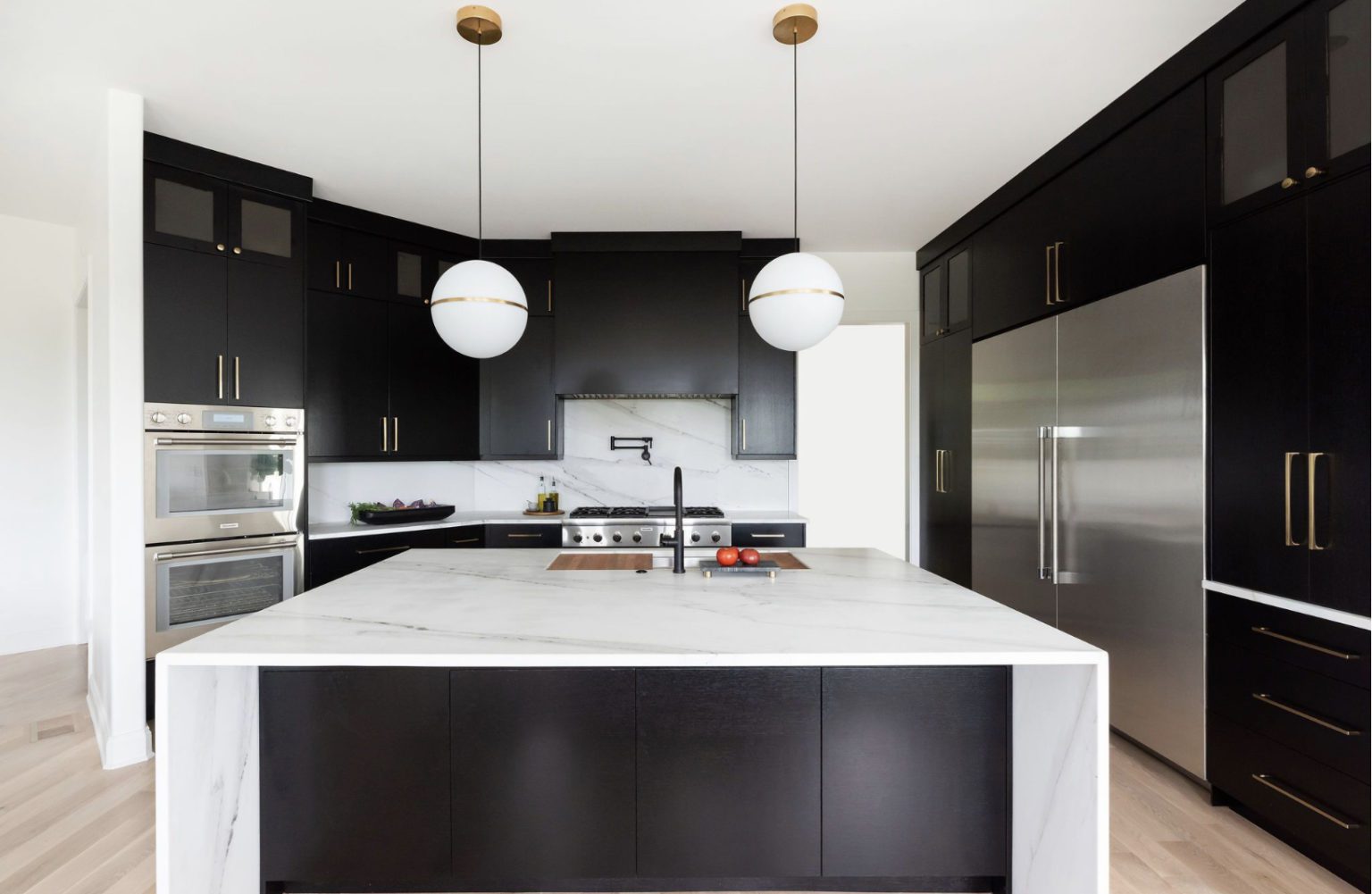 Project Reveal – Caviar Tuesday Kitchen | monarchlaneinteriors.com